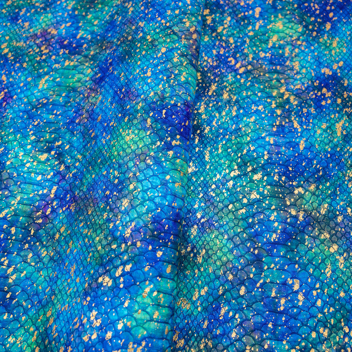 MerGlo™ Mermaid Embossed Vinyl 18" x 52" Roll – Sew Yours